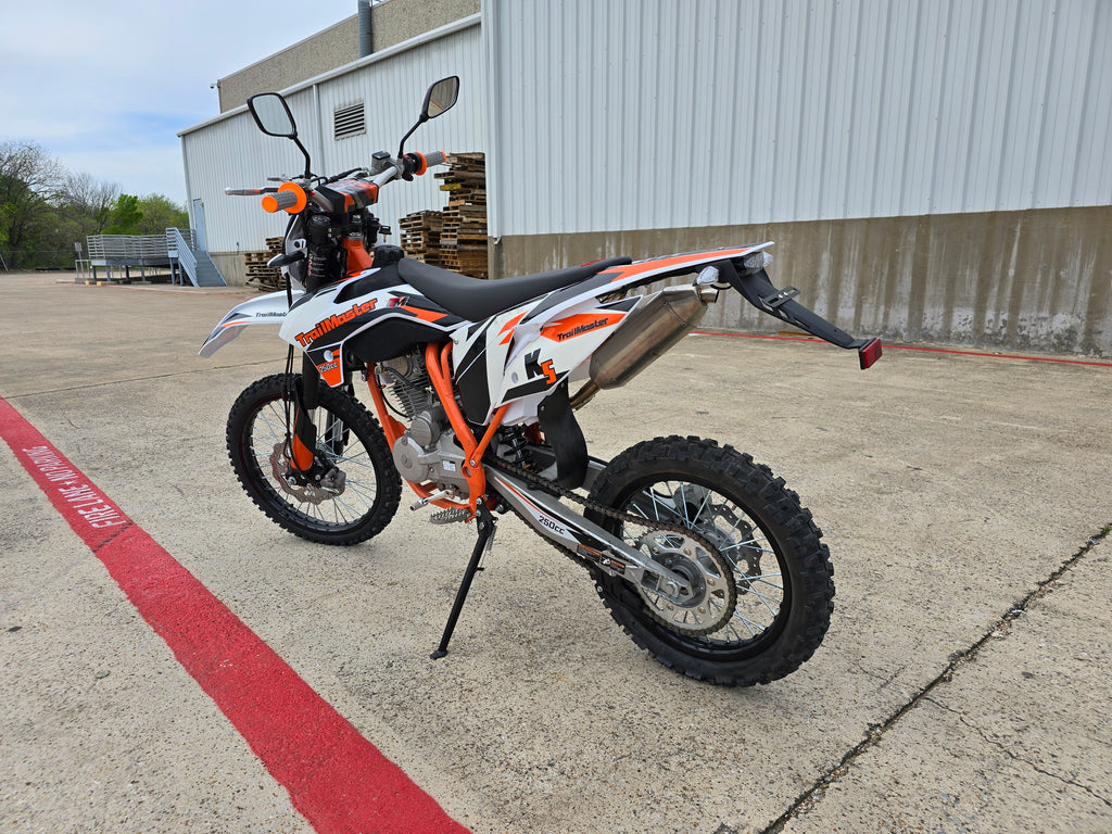 Trailmaster TM31X PRO 250 Dirt Bike, 223cc Engine, 34.6" Seat Height L