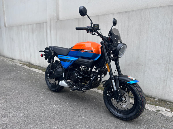 RPS Racer 140cc, Manual Trans, Electric Start, 28.5 inch seat height,