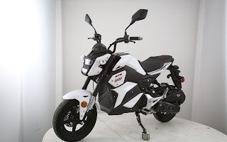 RPS M16 Grom Style Scooter 150cc | MotoBuys