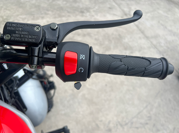 Trailmaster Mini Bike Hurricane 200 Pro, Electric start, front and rea