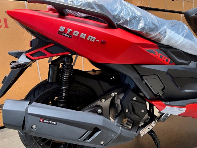 Amigo Storm 300 Scooter, 99% ASSEMBLED, Executive Style, Electric Star