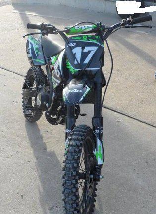Tao DB-17 - 125cc Deluxe Dirt / Pit Bike 17" front rim 4 Speed manual,
